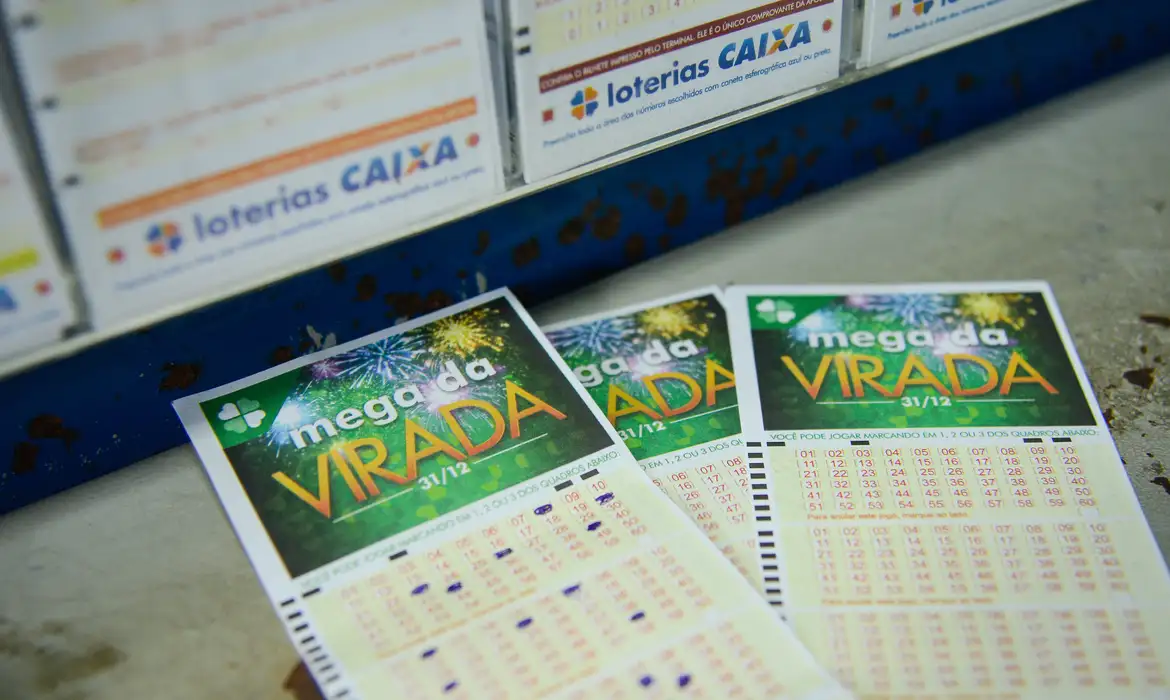Mega da Virada 2025 tem prêmio inédito de R$ 1 bilhão; saiba até quando ...